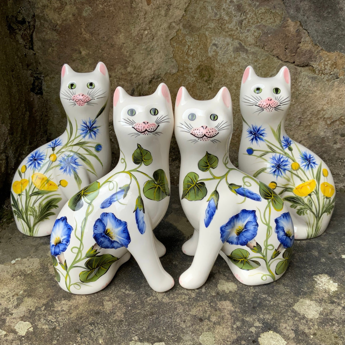 Scottish Wemyss Ware Morning Glory Small Cat | Griselda Hill Pottery