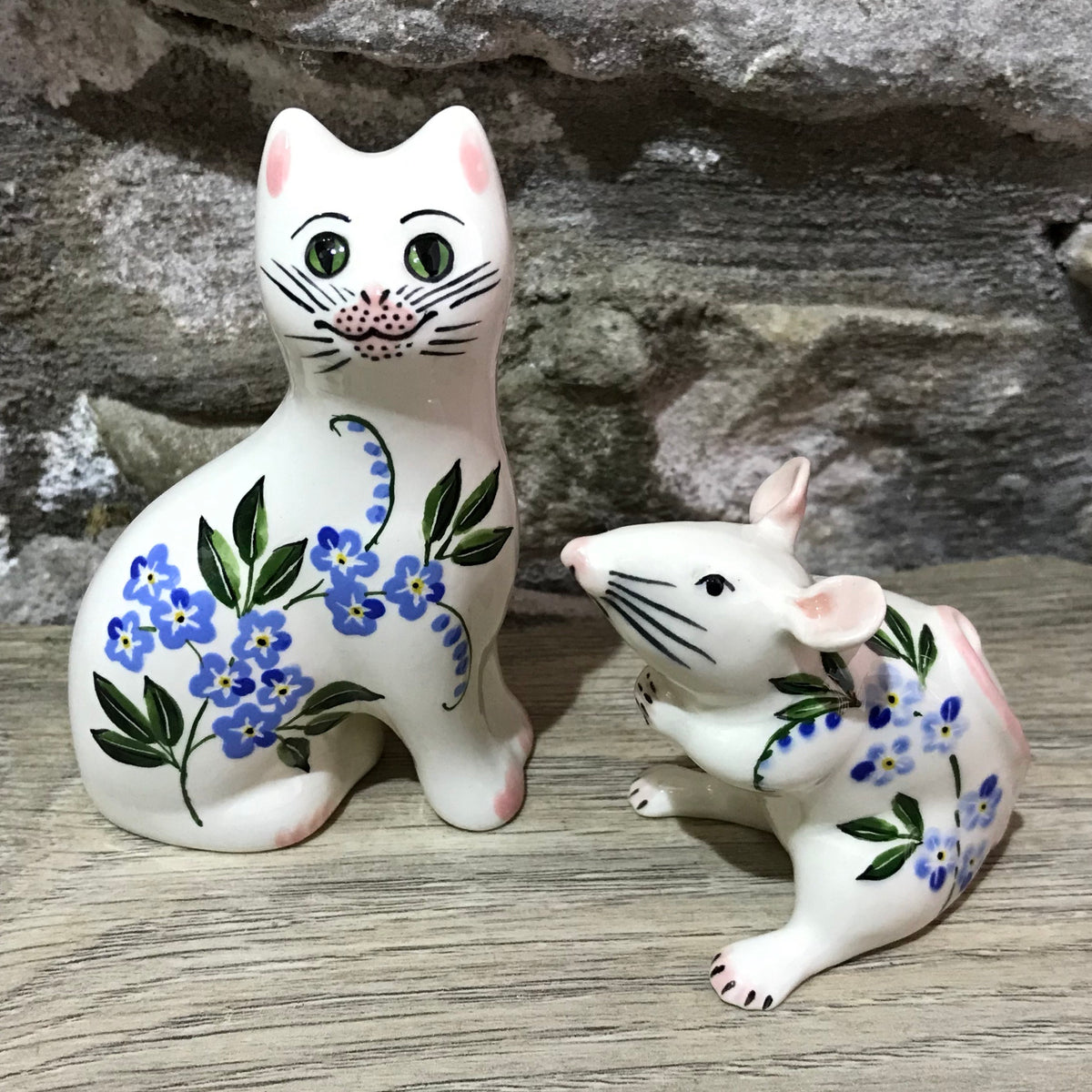 Wemyss Ware Hand Painted Forget Me Not Mouse | Griselda Hill Pottery